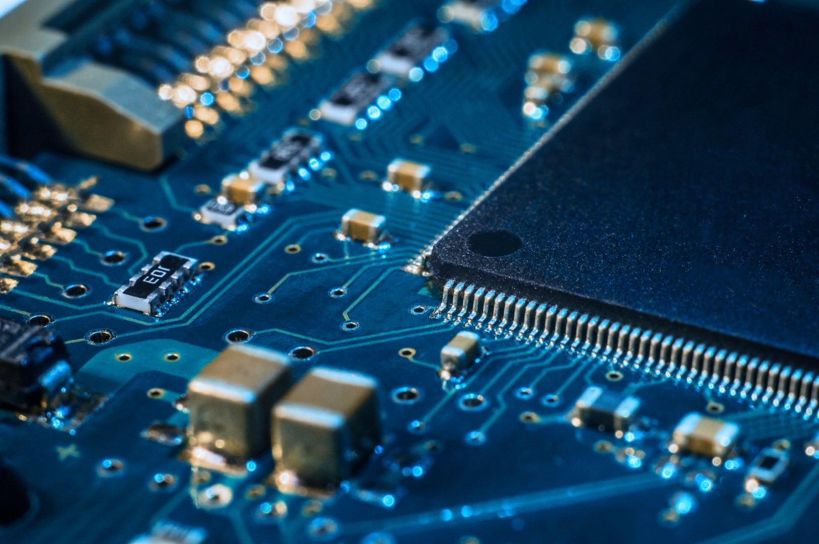 Electronic Supplier in Abu Dhabi | Elextric Electrical Trading